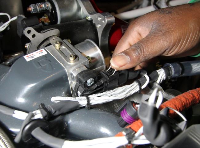 Changing the Throttle Body - ULPower News